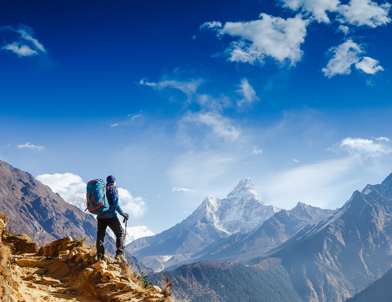 The Best Base Layers for Hiking - Breathable & Antibacterial